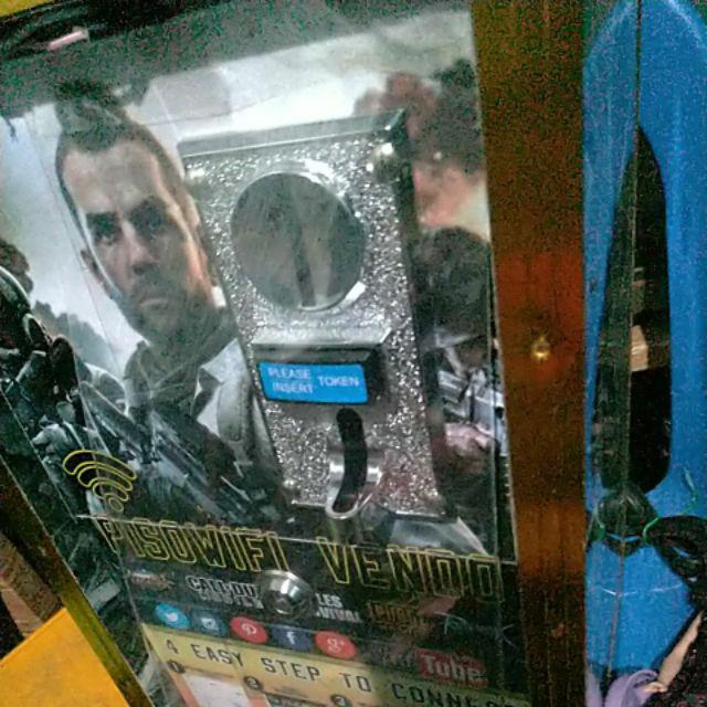 UNIVERSAL COINSLOT / MULTI COIN SELECTOR, ACCEPTS OLD AND NEW COINS (1 ...