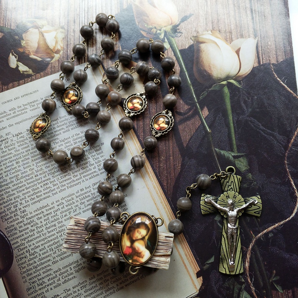 Vintage Black Wood Grain Stone Bead Chain Rosary Necklace Virgin Mary ...