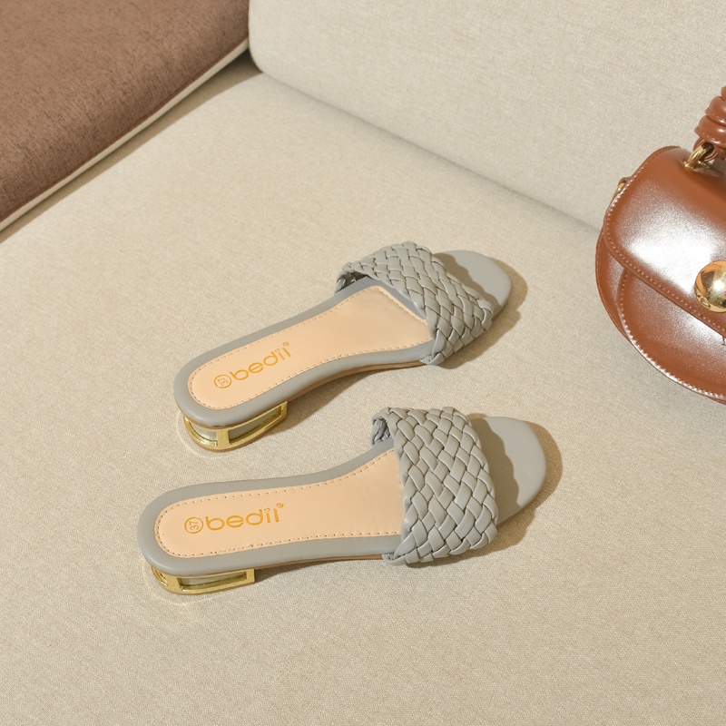 Elegant 1 1/2 inch hot new korean fashion block heels ankle sandals ...