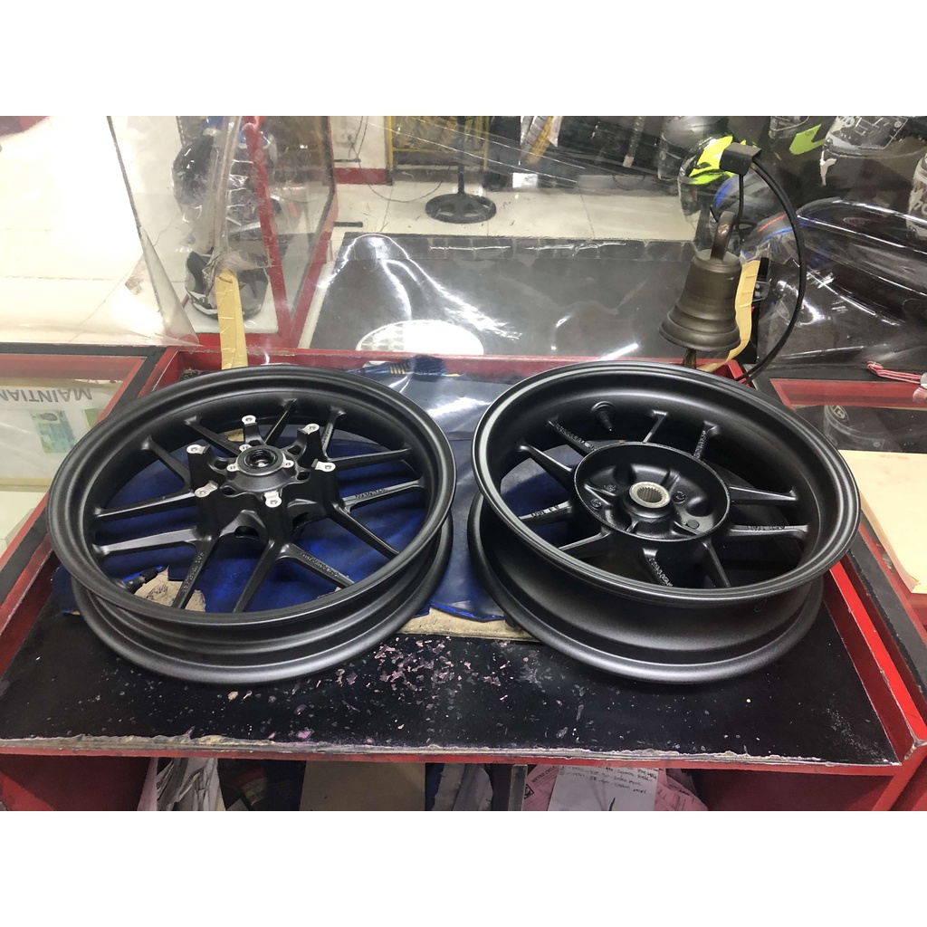 Honda Genuine Stock Front and Rear Mag Wheels for ADV150 Black | Shopee ...