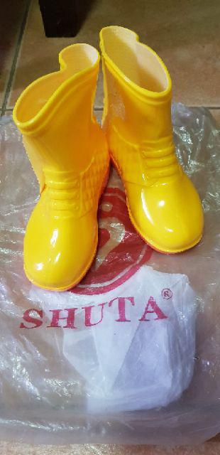 SHUTA RAINBOOTS FOR KIDS (small sizing check the size chart) | Shopee ...