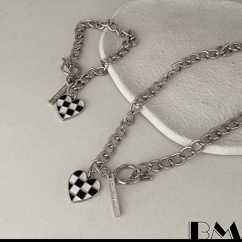 Fashion Black & White Checkerboard Check Heart Shape Pendant Necklace ...