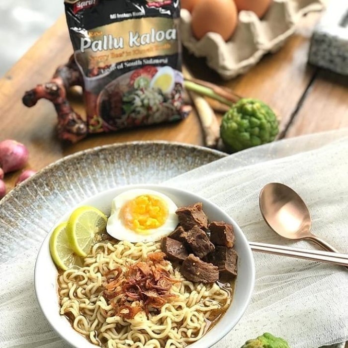 Typical Kaloa Instant Noodle Hammer Noodle Makassar 90 Grams | Shopee ...