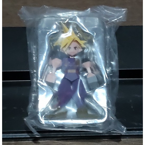 Final Fantasy VII Polygon Figure - [Cloud Strife] | Shopee Philippines