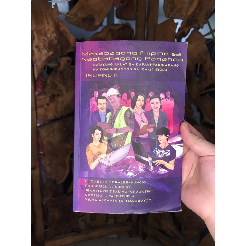 Makabagong Filipino sa Nagbabagong Panahon Filipino 1 | BeeCost
