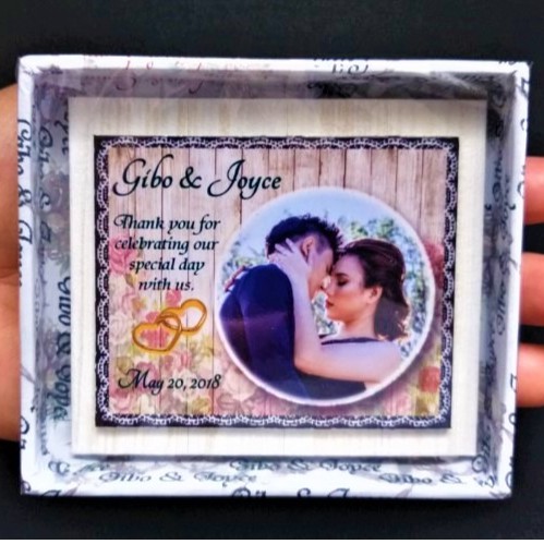 Personalized Ref Magnet Wedding Souvenir With Personalized Box | Shopee ...