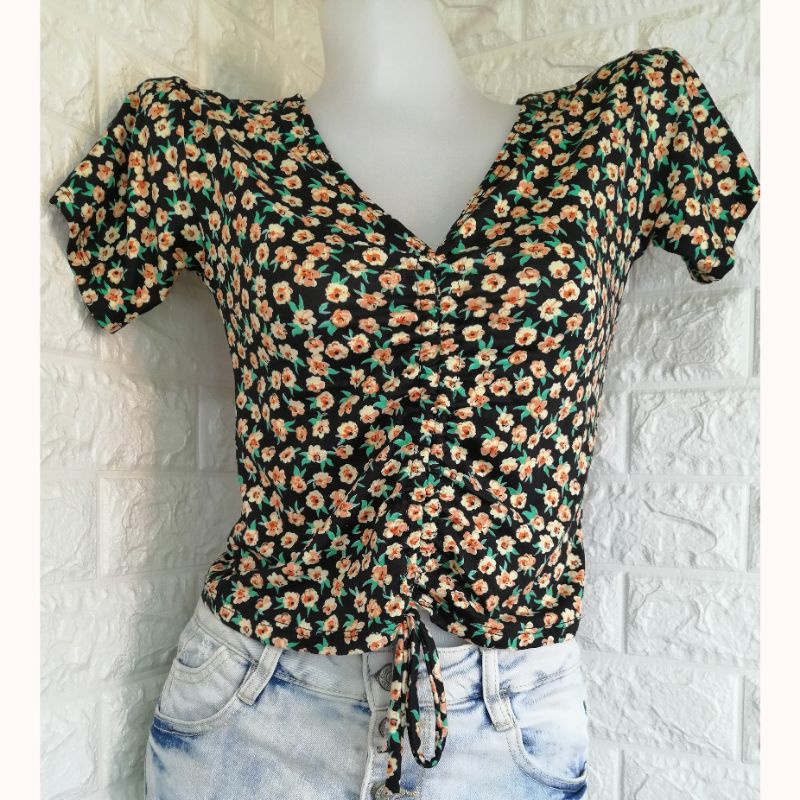 Crop Top front string/V Shape Printed blouse/Trendy | Shopee Philippines