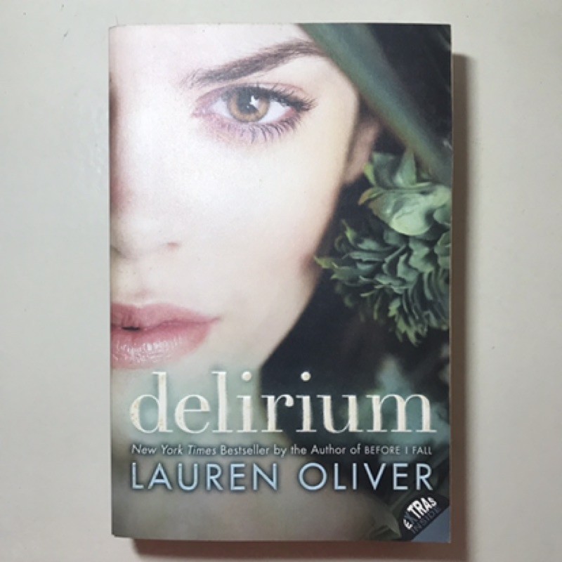 Delirium by Lauren Oliver | Shopee Philippines