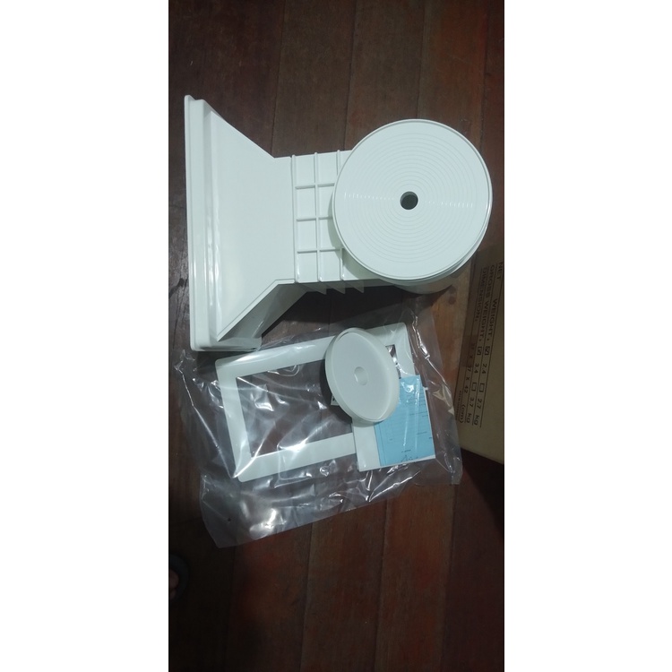 Emaux EM0020-RC Wide Mouth Wall Skimmer for Concrete Swimming Pool ...