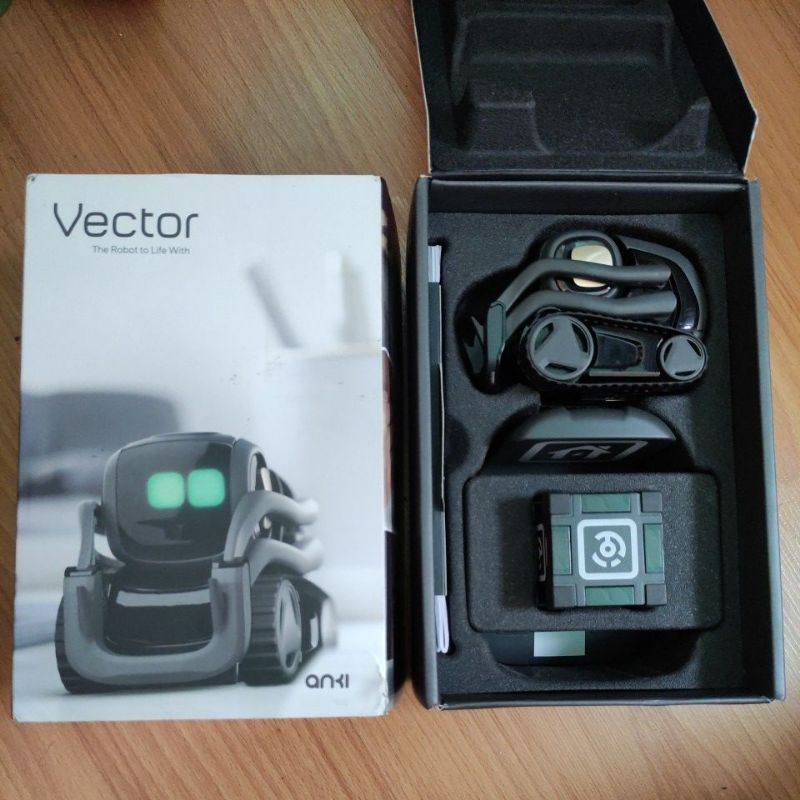 ANKI VECTOR v1.0 (PRE-OWNED) | Shopee Philippines