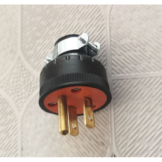 ROYU PVC PLUG WITH CLAMP (Electrical Accessories) (250V~ 15A) | Shopee ...