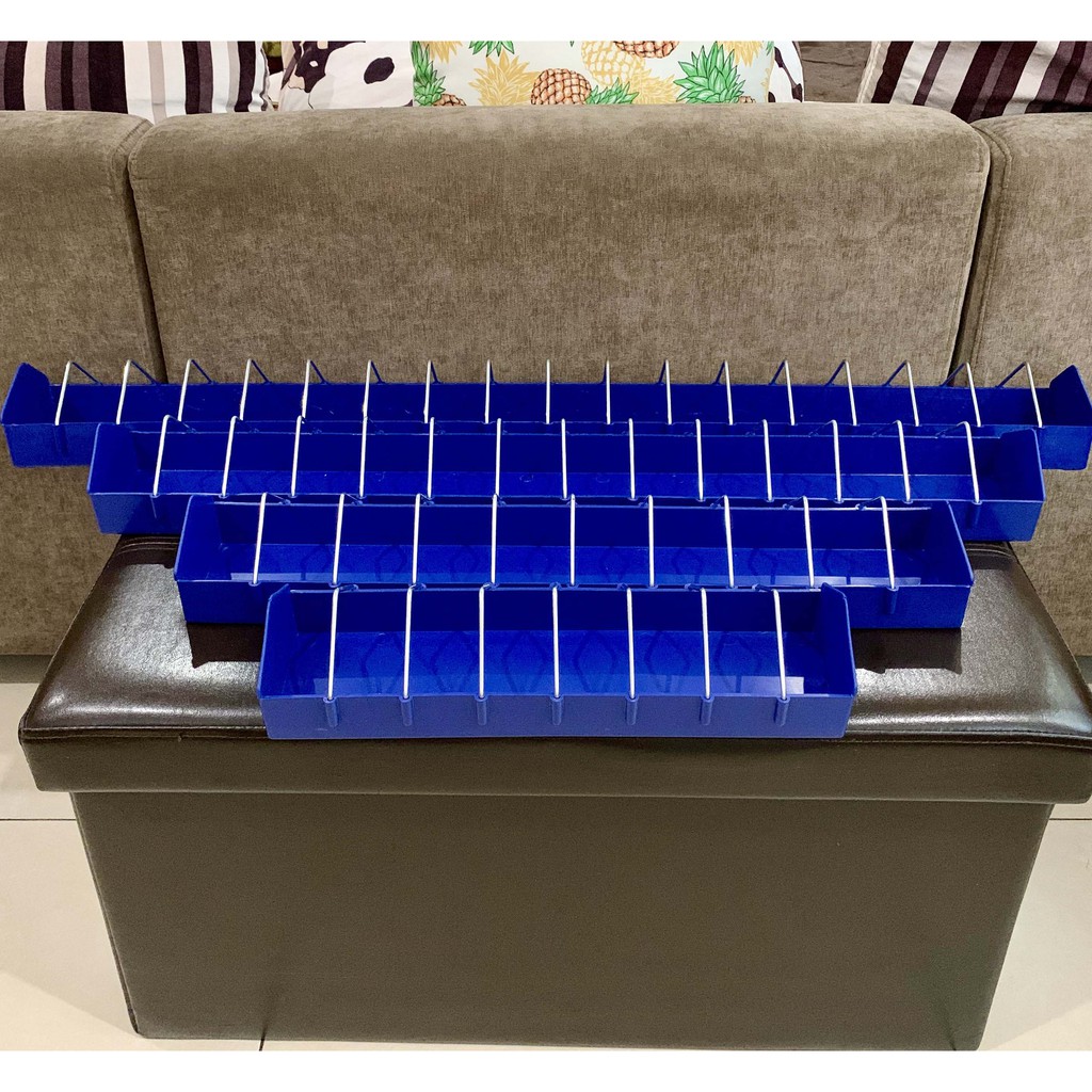 Pigeon Plastic Feeder Tray with Steel Rod Divider Blue ON HAND Ready to ...