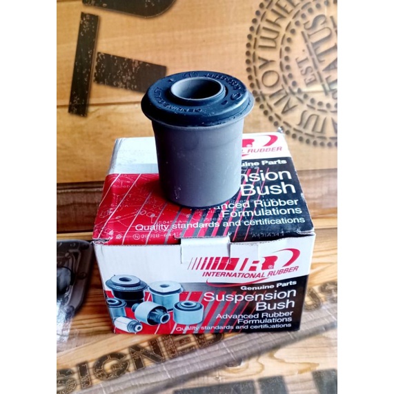 Suspension upper arm bushing Big toyota hilux hiace 48635-26010 IR ...
