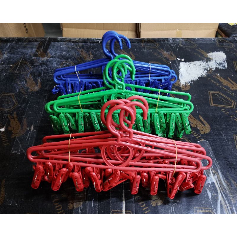 #1135 Hanger with Sipitan (6pcs./set) | Shopee Philippines