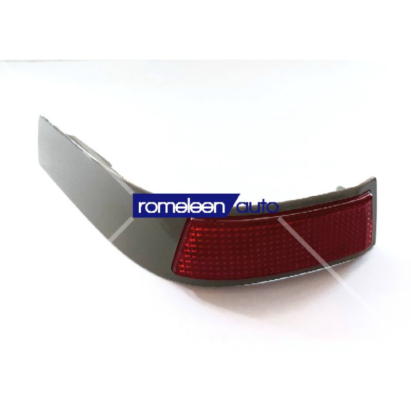 Genuine Mitsubishi Adventure 2005 - Up Models Rear Reflector | Shopee ...