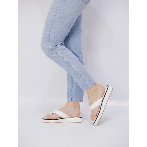 CRIZA SHOES BELLE 1.5 INCH PLATFORM | Shopee Philippines