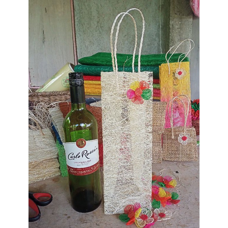 Abaca wine bag ( native ) 4x4x12 | Shopee Philippines
