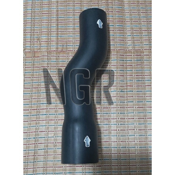 ORIGINAL Isuzu Genuine Radiator/bypass Hose (Bottom) Isuzu Crosswind ...