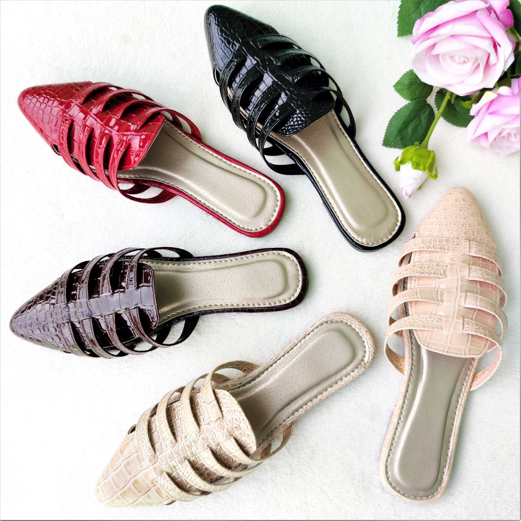 R&A130 Pointed Flat Strappy Croc Skin Mules (Narrow Fit) | Shopee ...