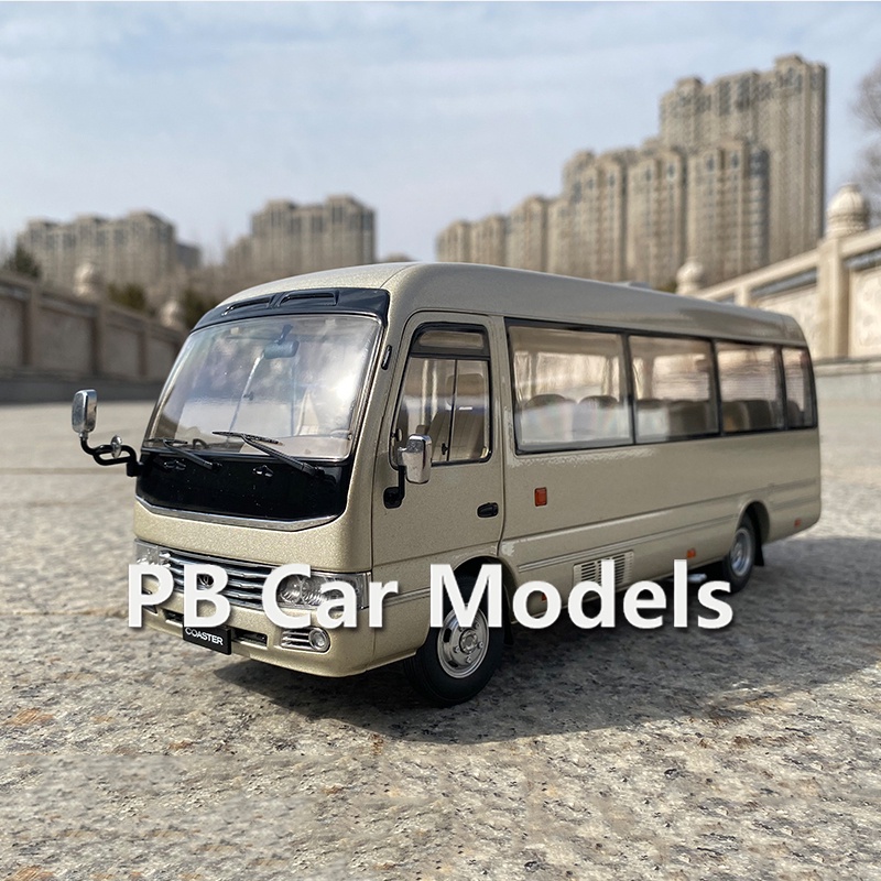 FAW original factory 124 Toyota Costa medium-sized minibus alloy car ...