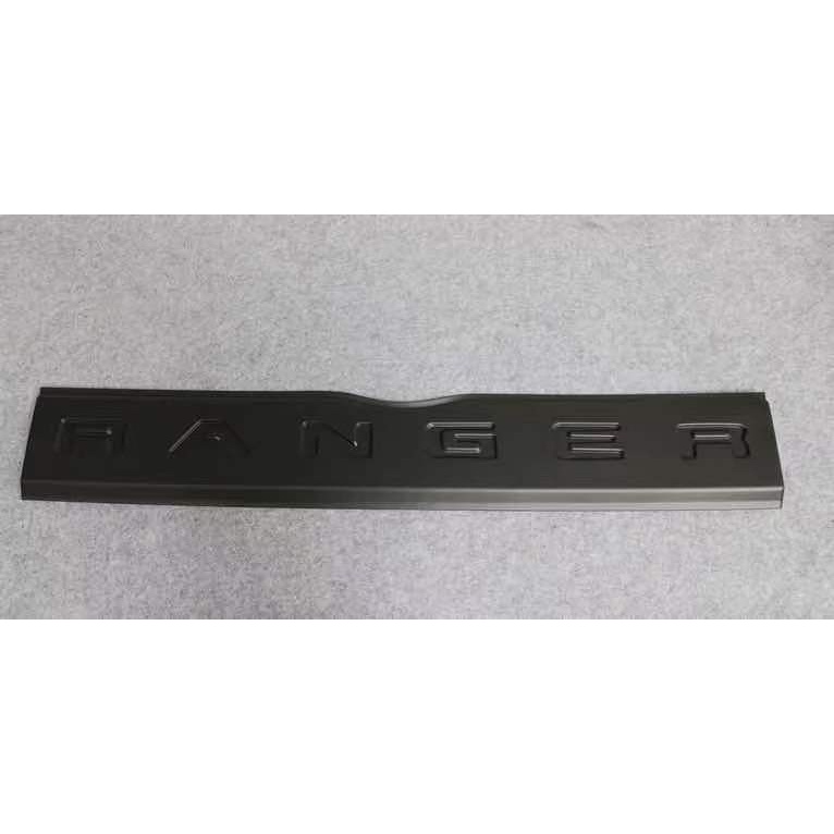 Ford Ranger/Raptor Half Tailgate Cladding - UniTop