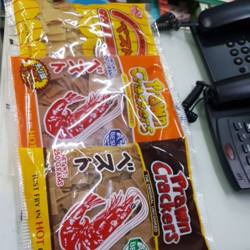 Besuto Prawn Crackers 250grams Assorted flavors | Shopee Philippines