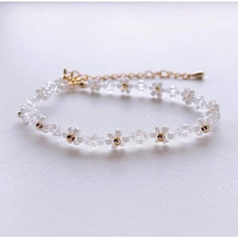 Flower bracelet crystal beaded white | Shopee Philippines