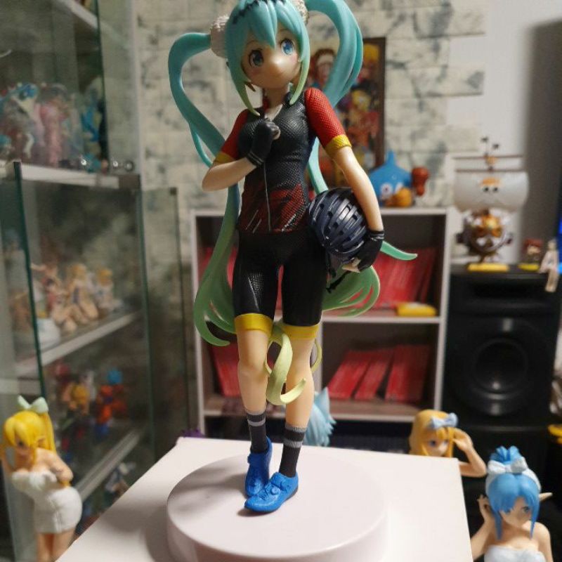 Hatsune Miku Racing Figure