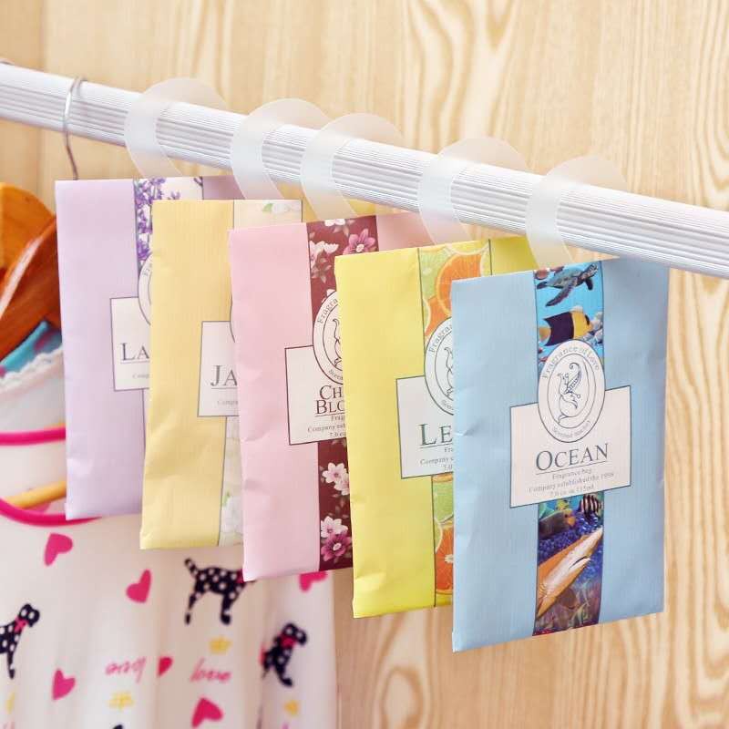 Closet Wardrobe Hanging Mothproof Deodorizing Aromatherapy | Shopee ...