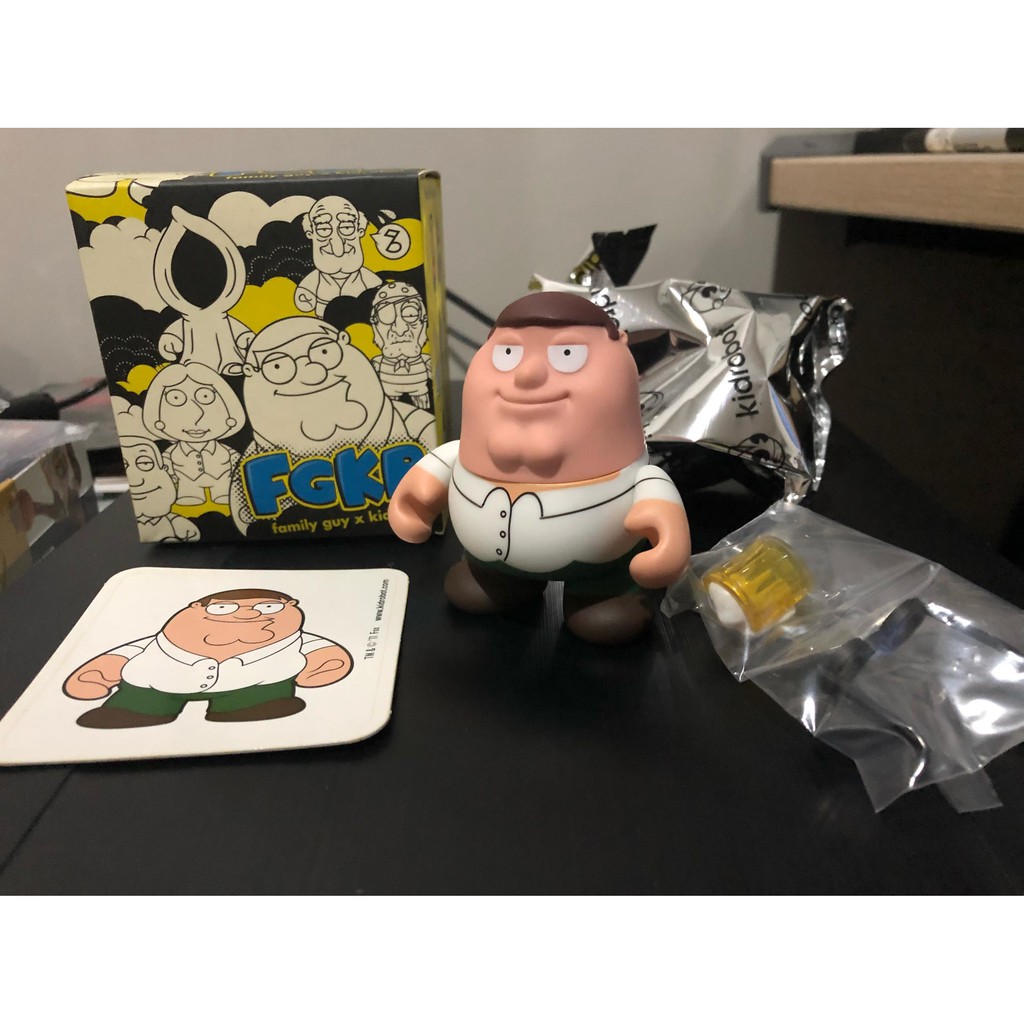 Family Guy x Kidrobot Series 1 3" Vinyl Figure Peter Griffin | Shopee ...