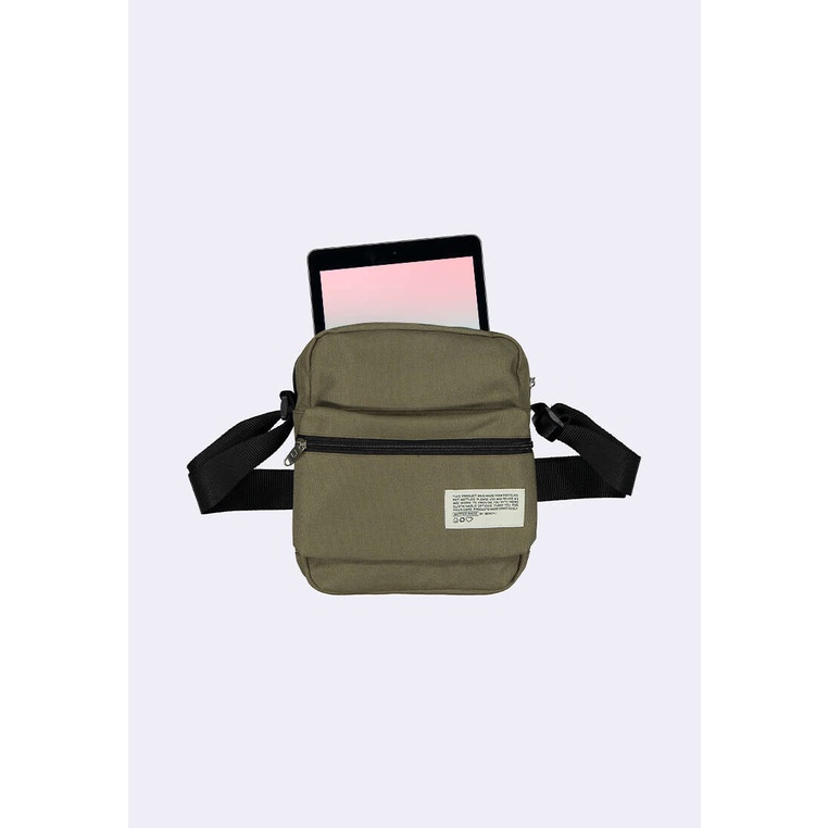 BGM0865 - Bench/ Medium Sling Bag | Shopee Philippines