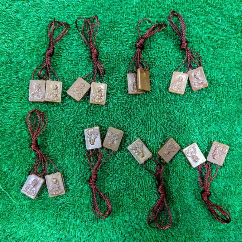 Scapular with brown cloth inside (Small/Plastic) | Shopee Philippines