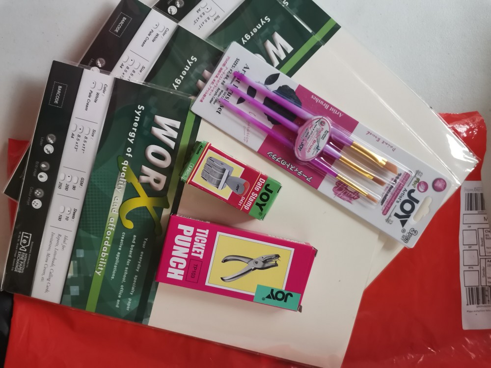 Worx Specialty/Board Paper 200 gsm White / Pale Cream , Short/Long Size ...