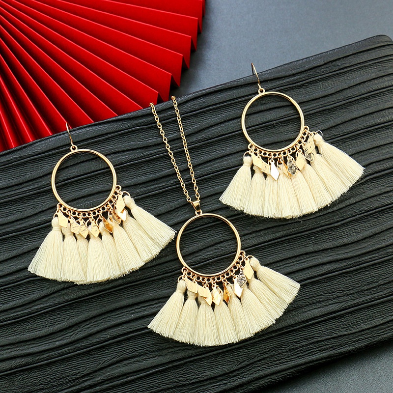 Fashion Jewelry Set for Women Trend Golden Circle White Tassel Pendant ...