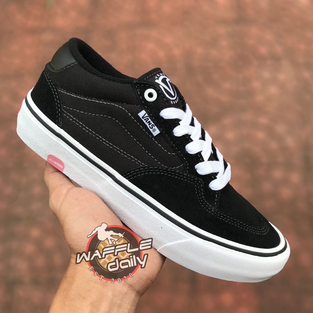 Rowan Pro Black/White | Shopee Philippines