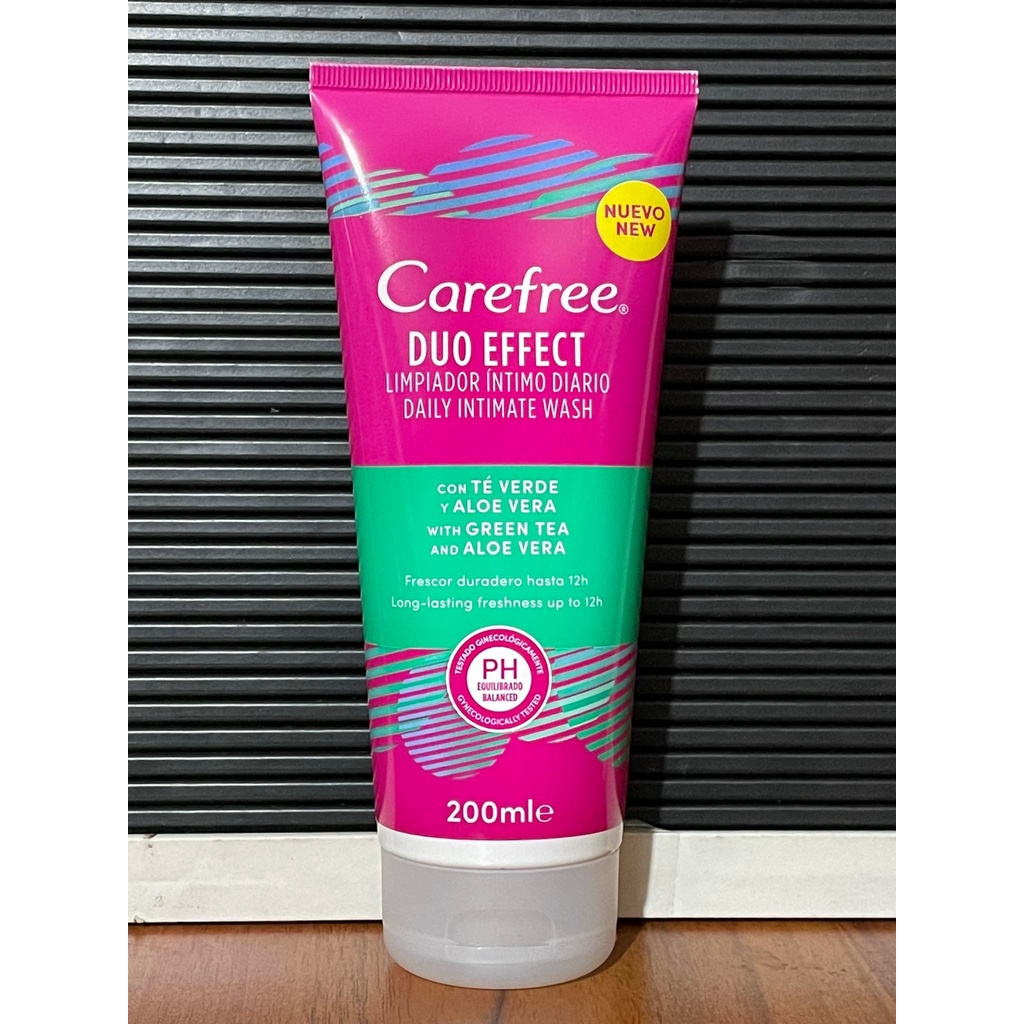 Carefree Duo Effect Daily Intimate Wash with Green Tea & Aloe Vera ...