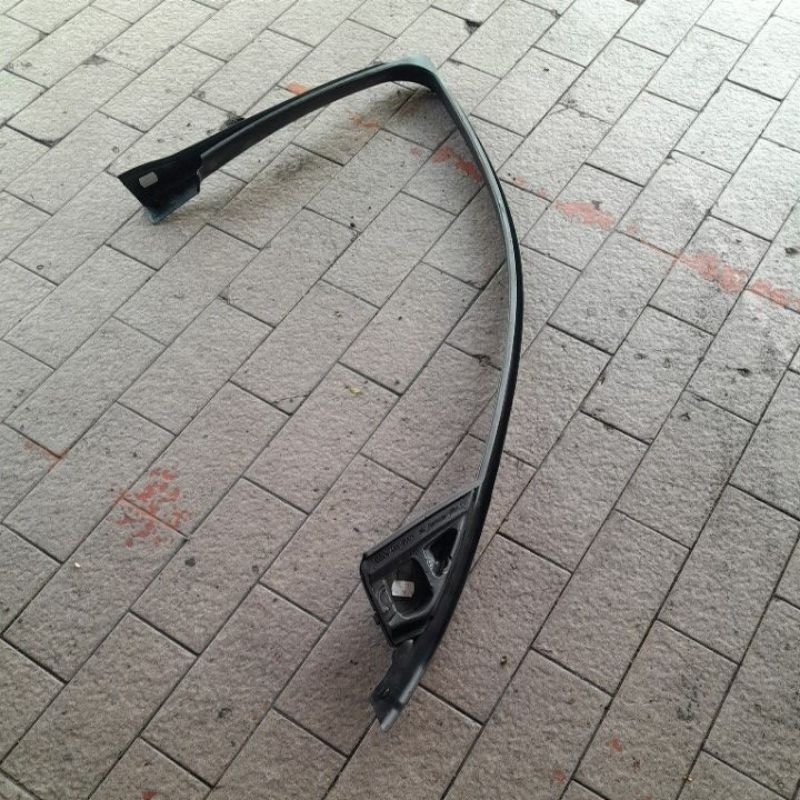 BMW E90 3 SERIES OEM WINDOW TRIM FRONT AND REAR - CBDR Store