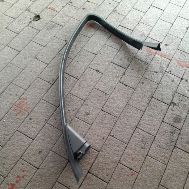 BMW E90 3 SERIES OEM WINDOW TRIM FRONT AND REAR - CBDR Store