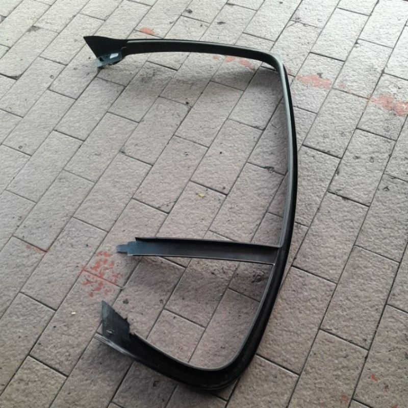 BMW E90 3 SERIES OEM WINDOW TRIM FRONT AND REAR - CBDR Store