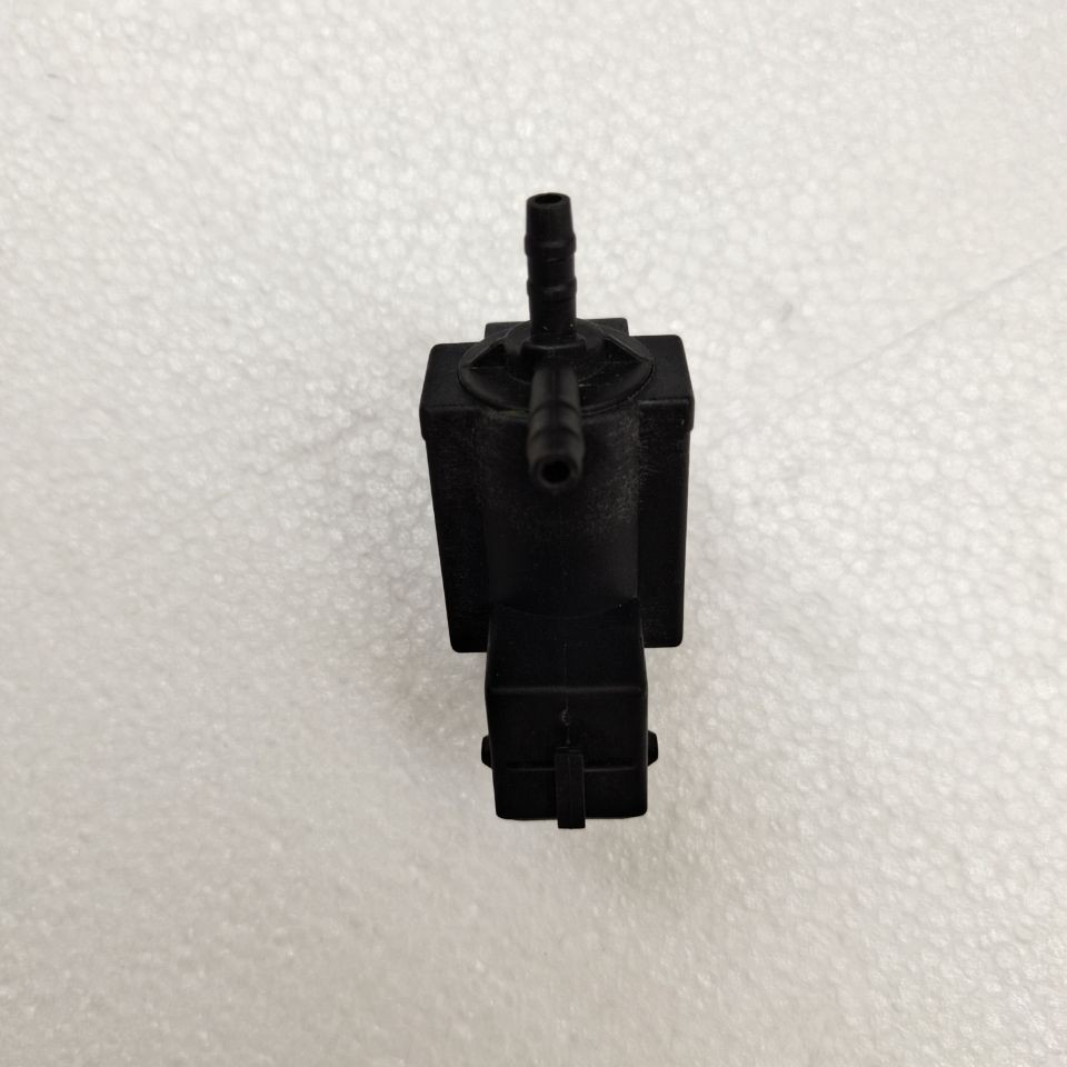 Turbocharger solenoid valve, vacuum relief valve For DFM DFSK GLory 580 ...