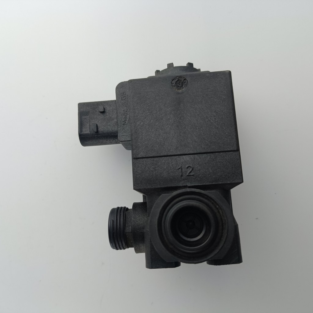 Truck parts common Solenoid Valve 23439998 for PTO FOR VOL - PFL Store