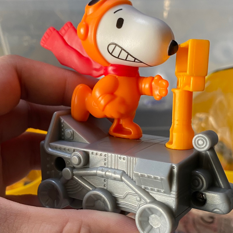 Mcdonalds Toy Bundle Minions Happy Meal Snoopy Birdie Mcdonalds Trolls ...