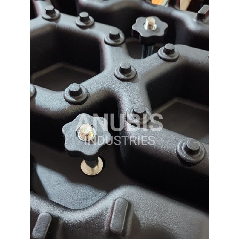 FIERYRED Mounting Kit for Recovery Boards Traction Tracks - UniTop