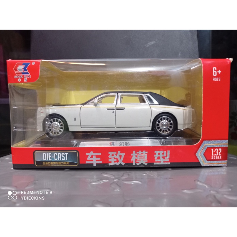Che Zhi Diecast (Sound & Light) Rolls Royce Phantom - White | Shopee ...