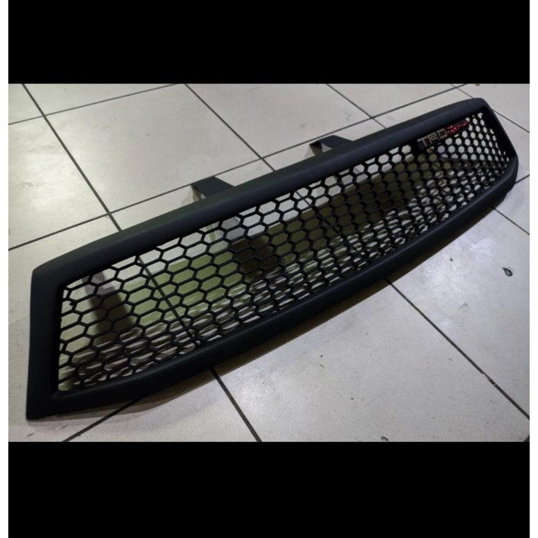 Grill innova reborn 2016 - 2020 ram honeycomb - UniTop