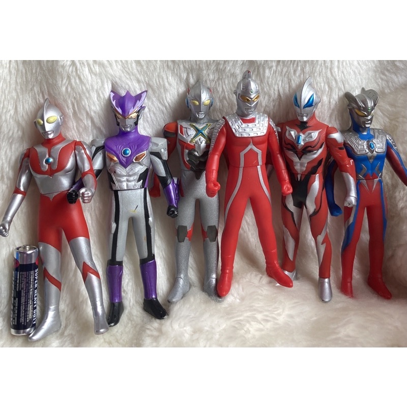 Ultraman figures Preloved | Shopee Philippines