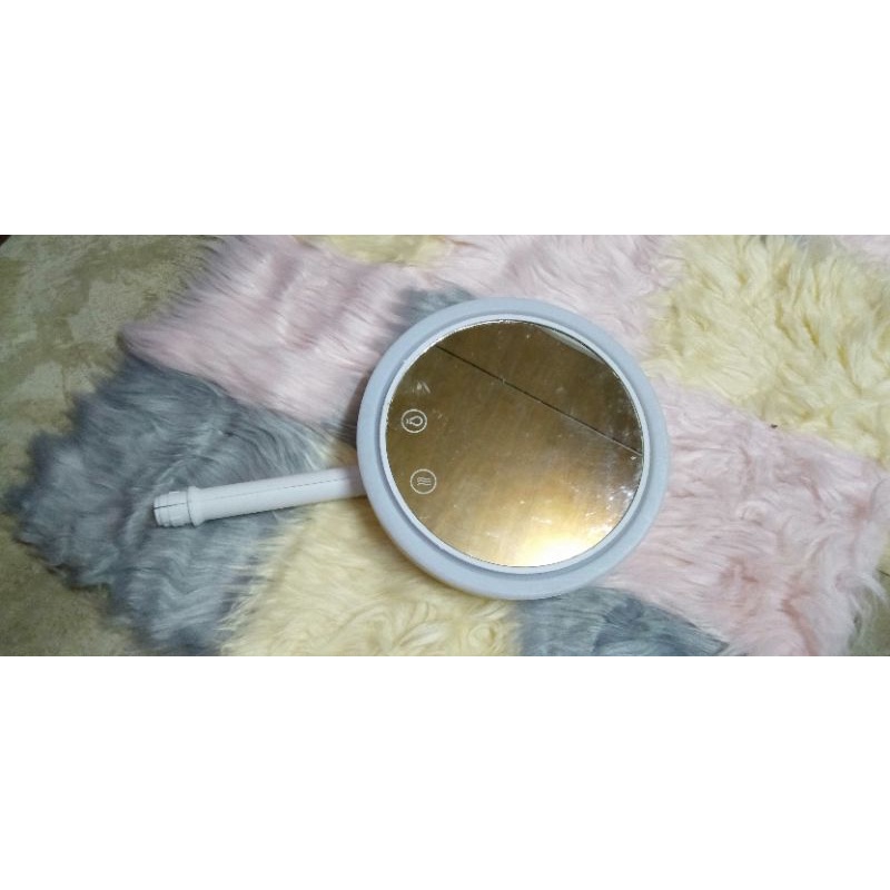 Circle mirror with hard plastic cover sided | Shopee Philippines