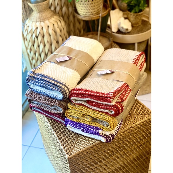 Inabel blanket with thick handwoven crocheted edges 94inchesx64inches ...