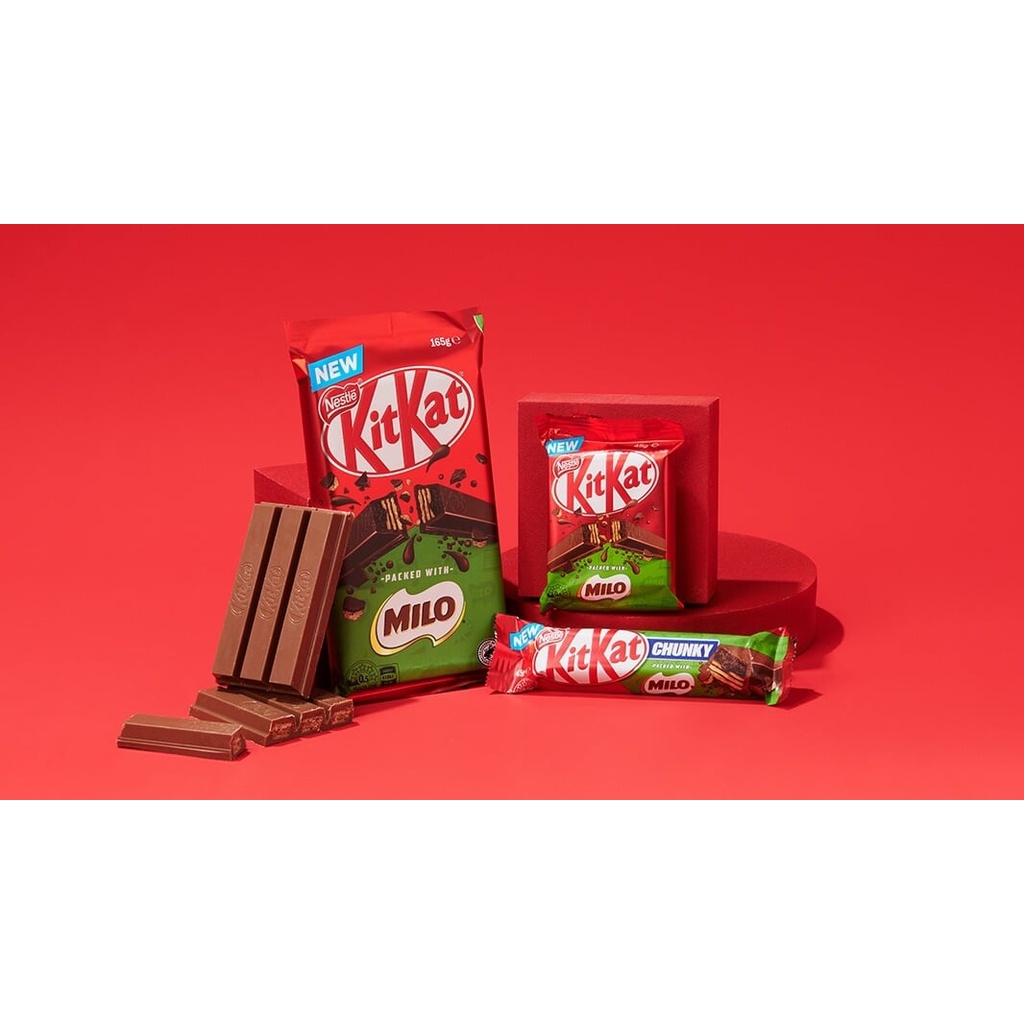 Kitkat Kitat Chunky milo kitkat milo kitkat milo Lotus Biscoff / White ...