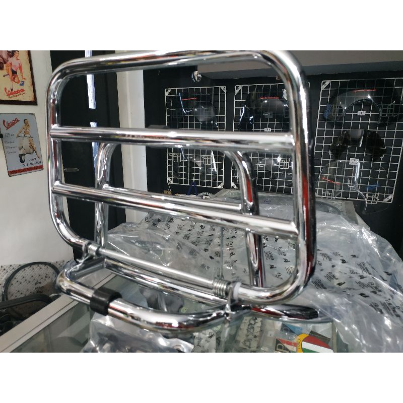 VESPA GTS REAR FOLDING RACK IN CHROME | Shopee Philippines